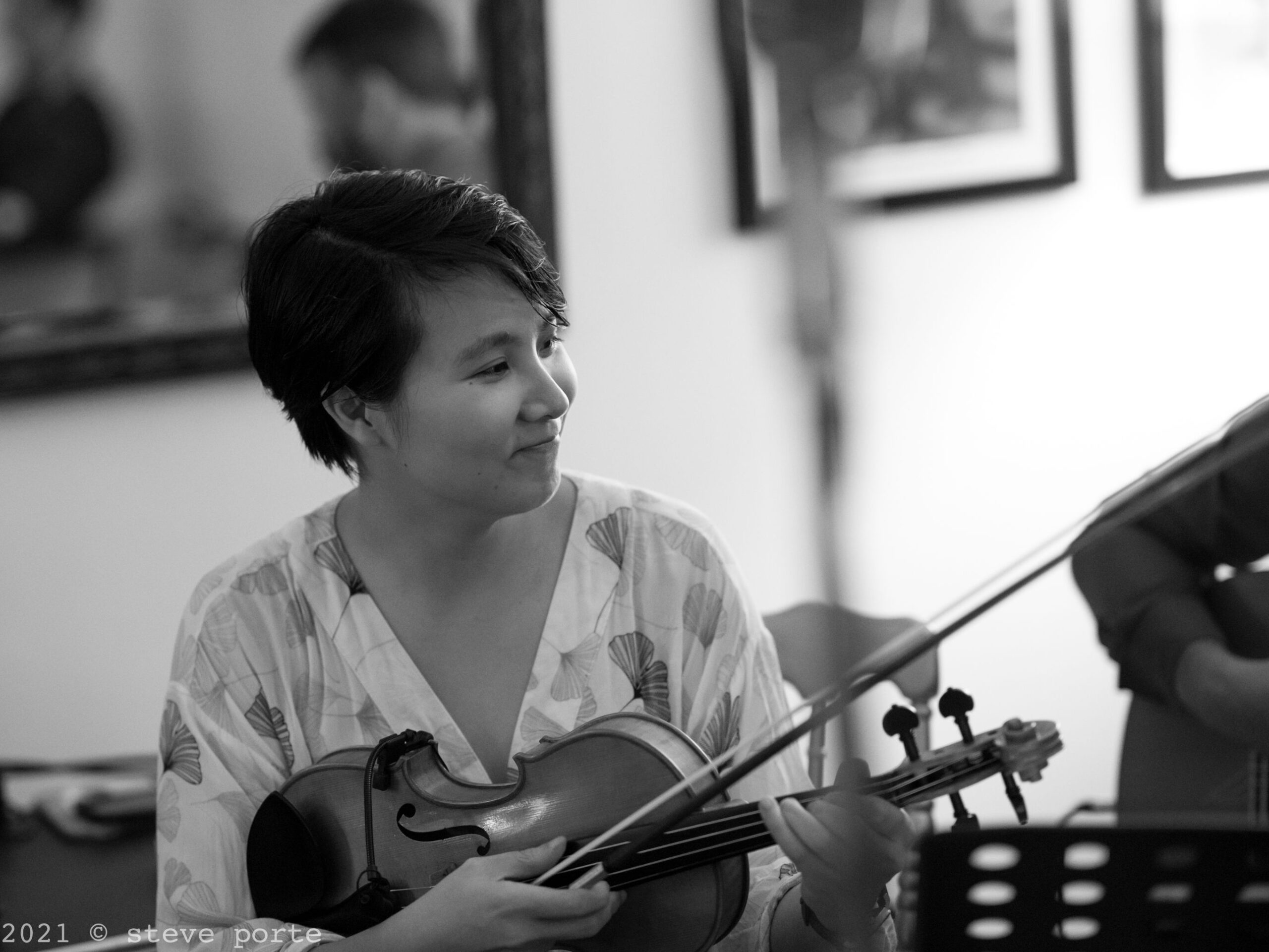 From the archive: Passing Chords with Sharon Lui - Leng Pleng
